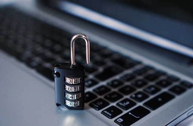 How To Lock The Position Of A Slicer In Excel